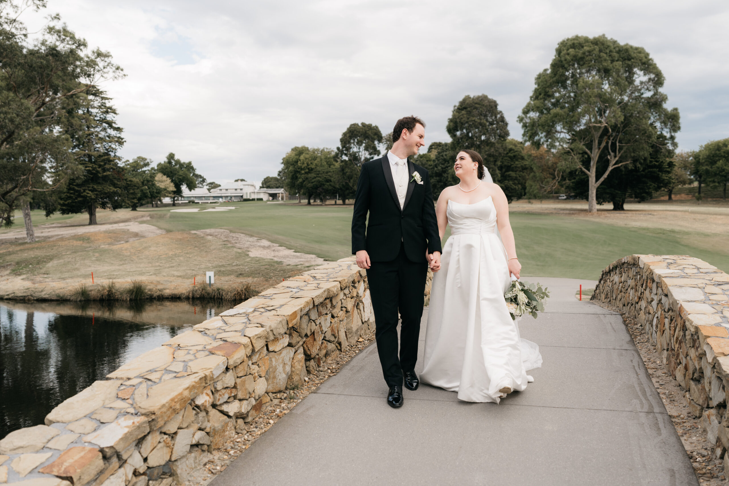 St Clement of Rome Parish Bulleen Wedding of Caitlin and Daniel - Rick ...